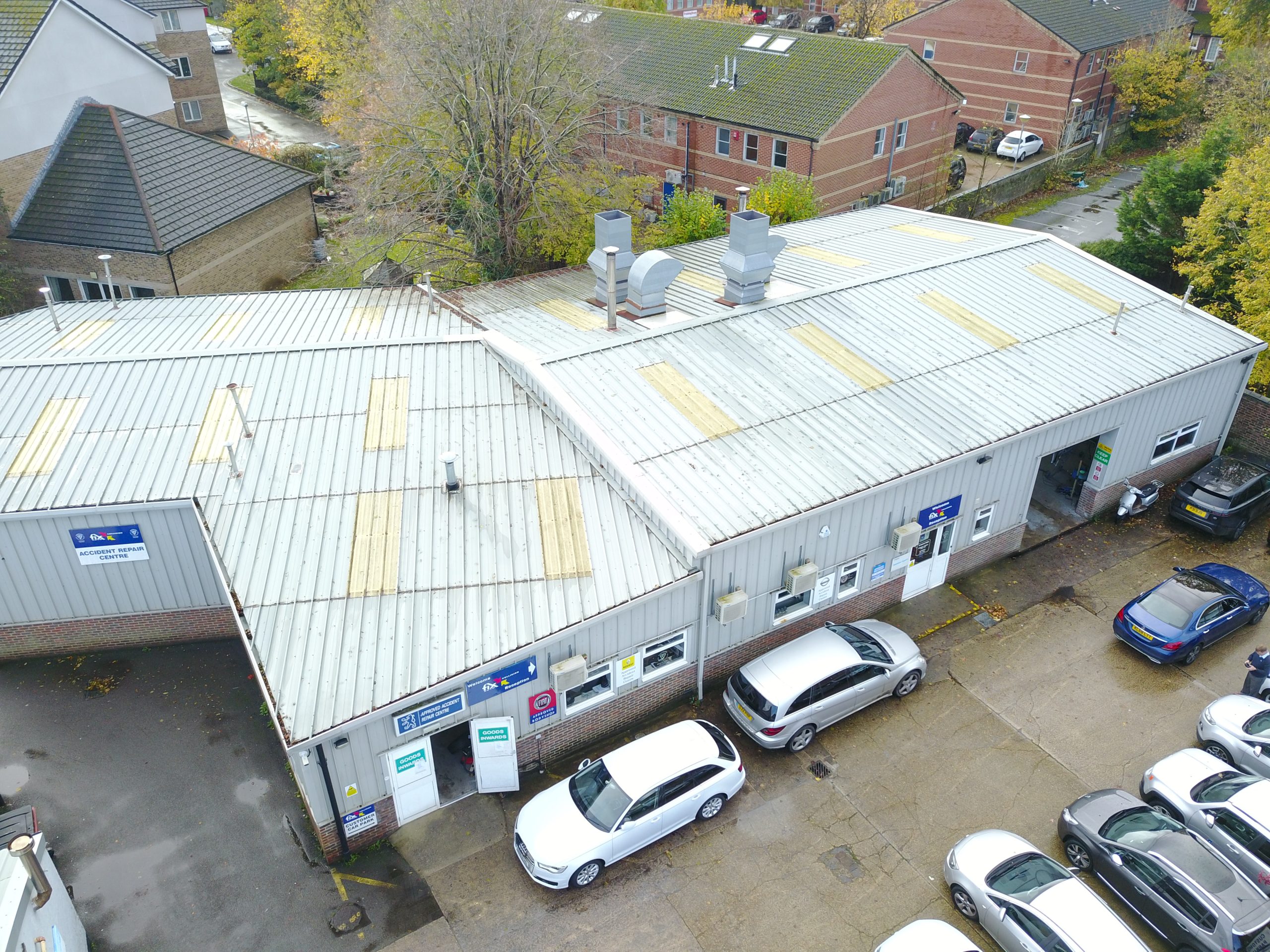 Fix Auto Crawley - Expert Car Body Repairs